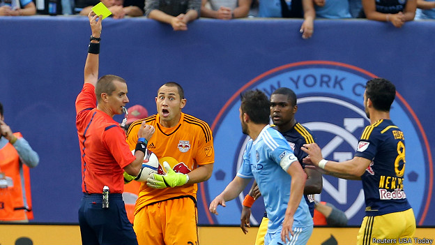 Arbitro Mark Geiger Memes